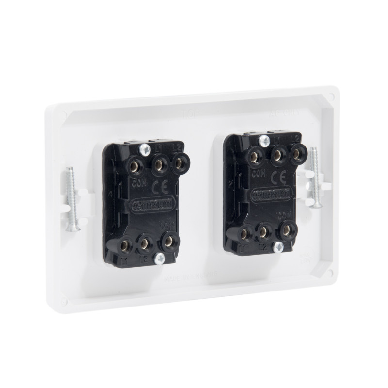 4 Gang 2 Way Light Switch White | 230 Volt Electrical Fittings